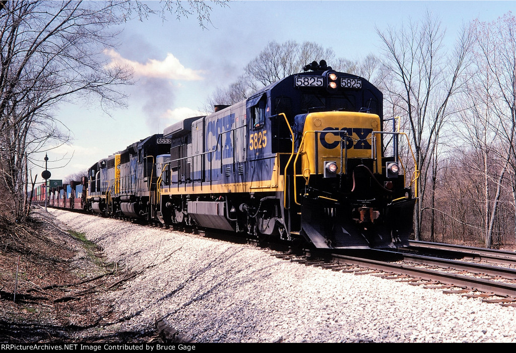 CSX 5825